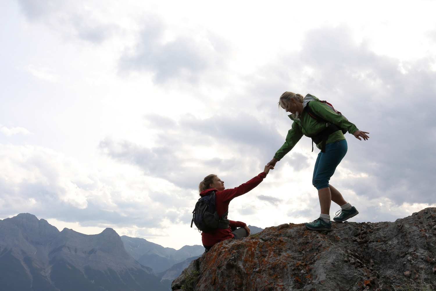 15 Transforming Bible Verses on Service to God That Guide How I Live ...